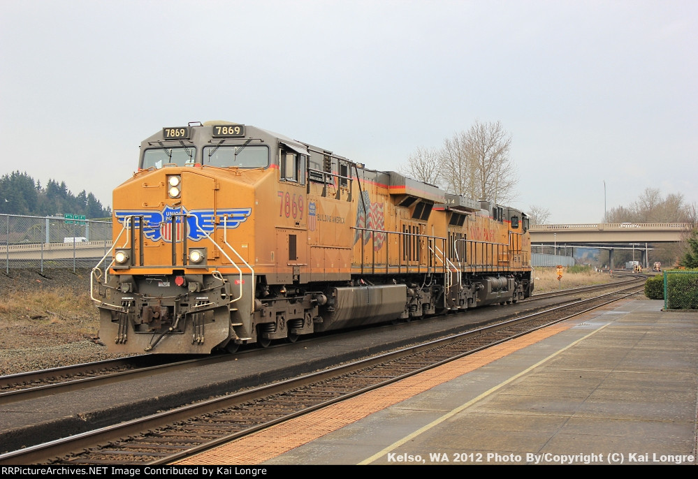 UP 7869 and UP 9514 at Kelso, WA